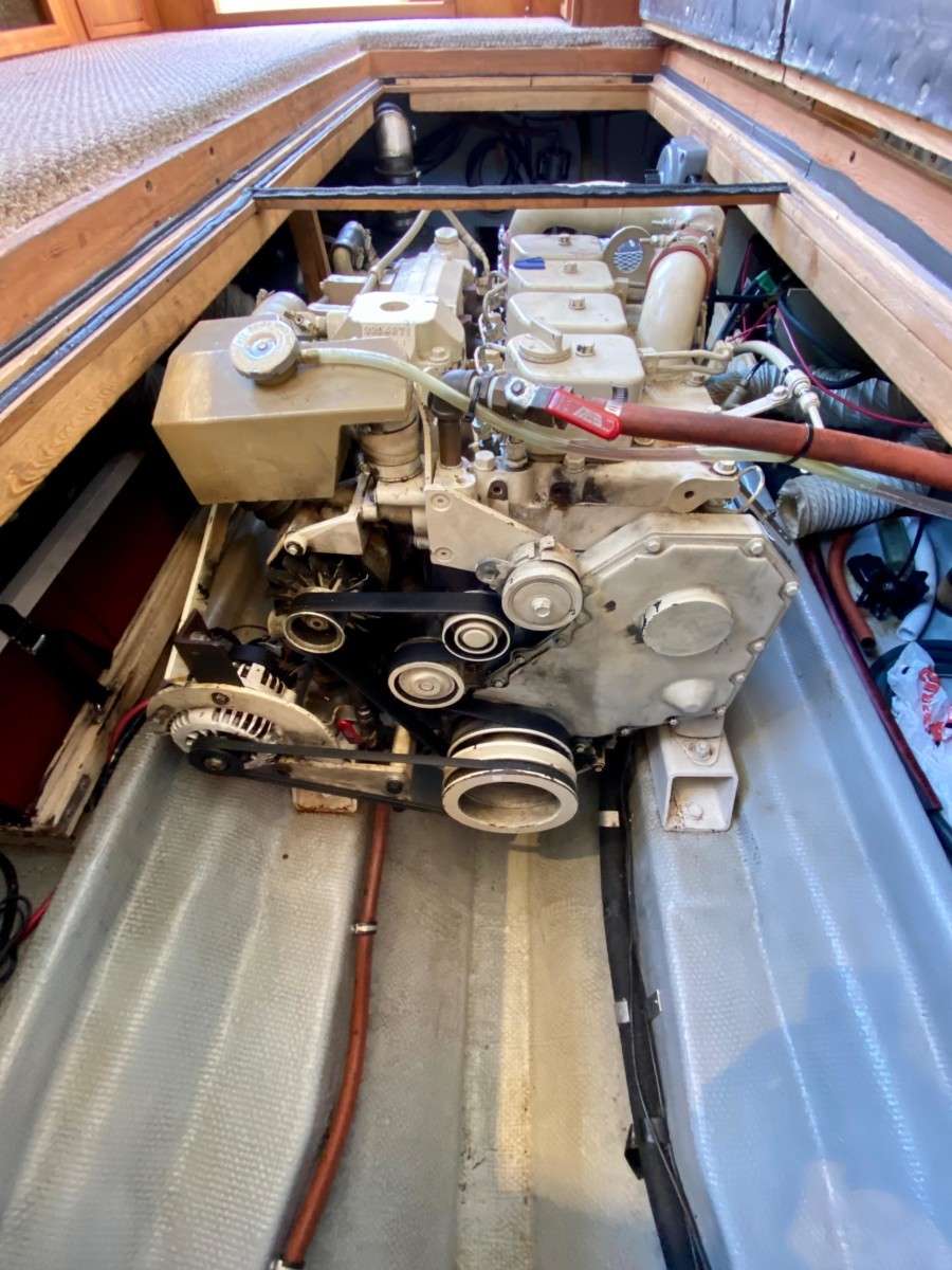 1990 Camano Troll - Charles David Yachts