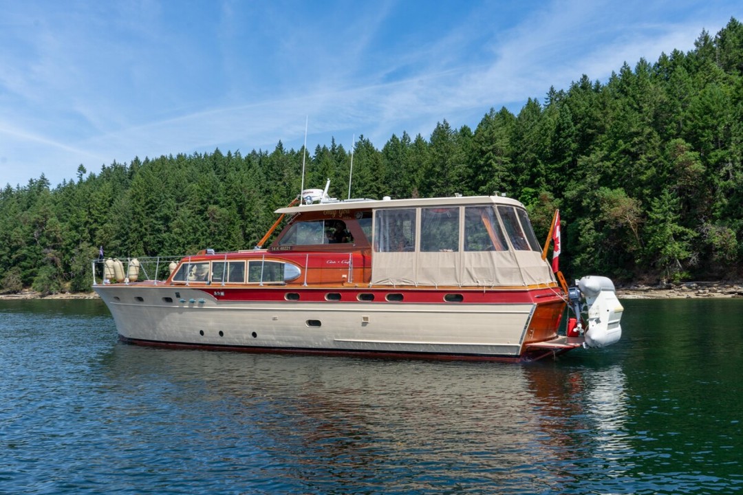 1954 Chris-Craft Constellation 53 - Charles David Yachts