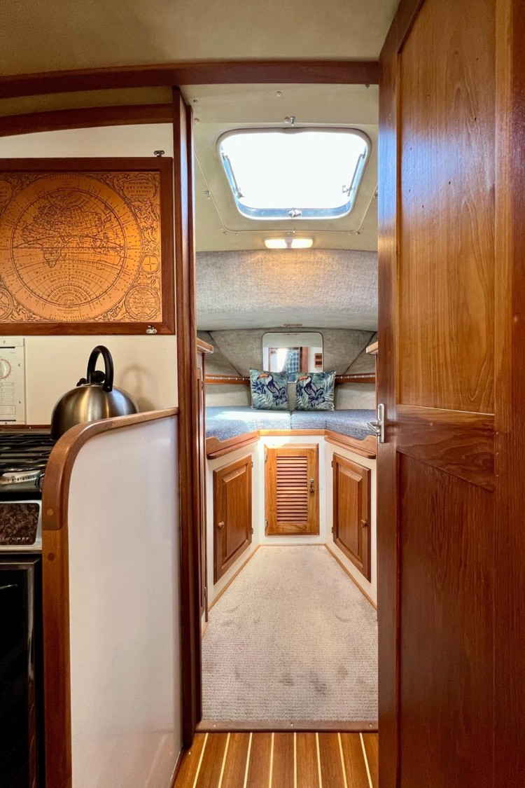 1979 Mainship Trawler - Charles David Yachts