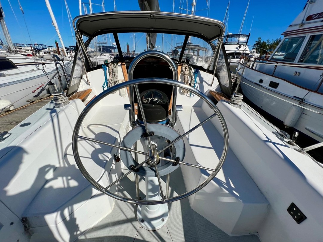 1990 Catalina 30 Mk II - Charles David Yachts
