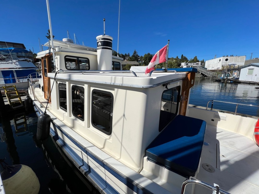1996 Nordic Tug 32 - Charles David Yachts