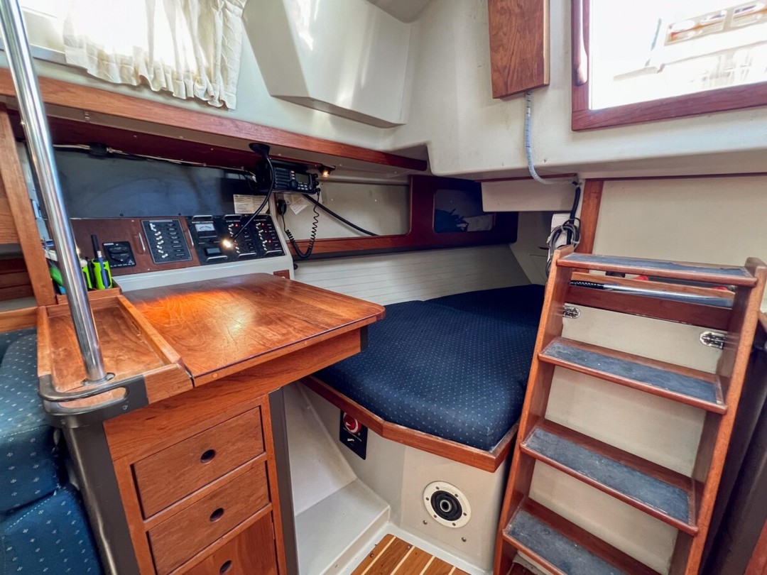 1984 C&C 35 MK III - Charles David Yachts