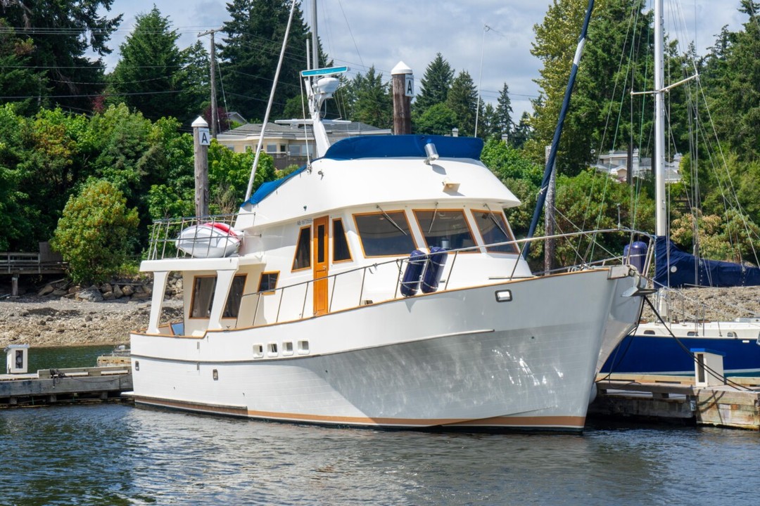 1982 Sea Ranger C&L Pilothouse - Charles David Yachts
