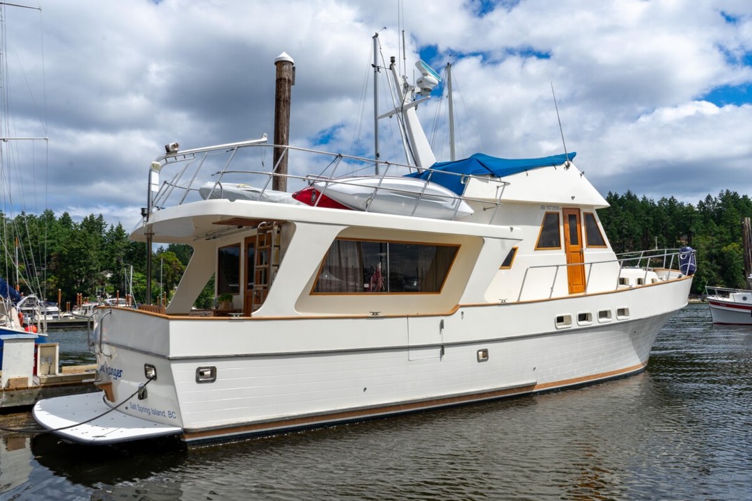 1982 Sea Ranger C&L Pilothouse - Charles David Yachts