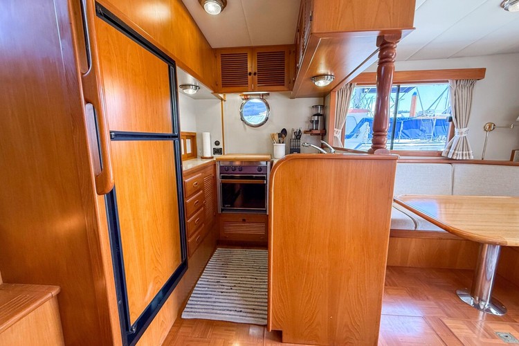 2002 Kadey-Krogen 39 - Charles David Yachts