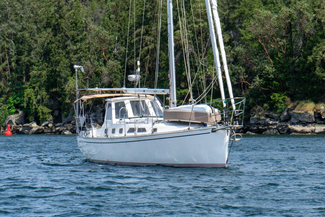 1998 Saga 43 - Charles David Yachts
