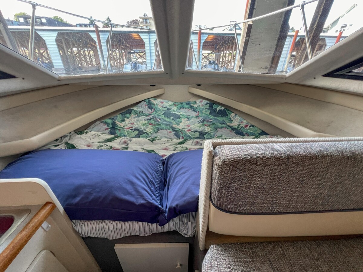 1995 Bayliner 2452 Ciera Express - Charles David Yachts