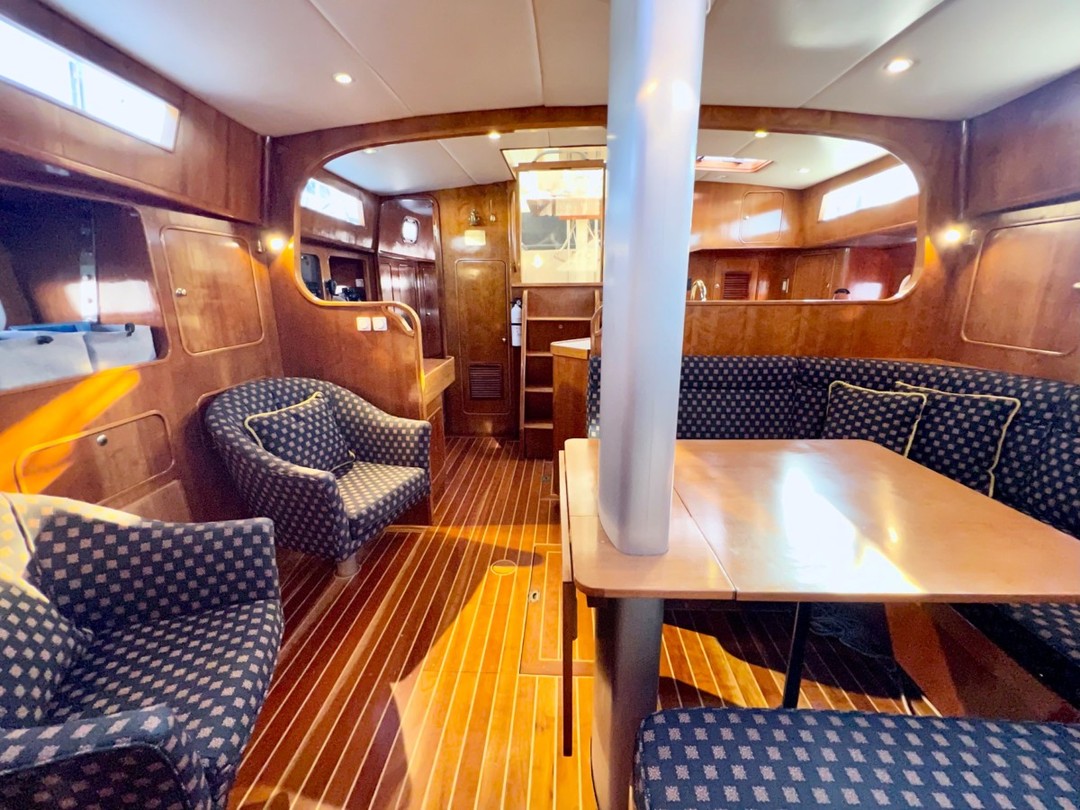 1995 Queenship 46 Sloop / Cutter - Charles David Yachts